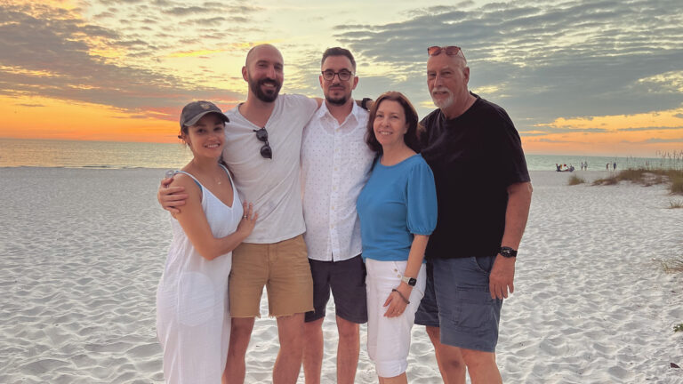 Six Foot Giraffe | Kyle Smith